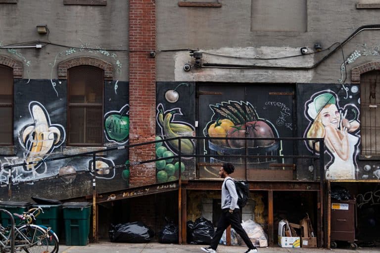 Best Graffiti & Street Art in Bushwick – Murals, Food and Hipster Vibes ...